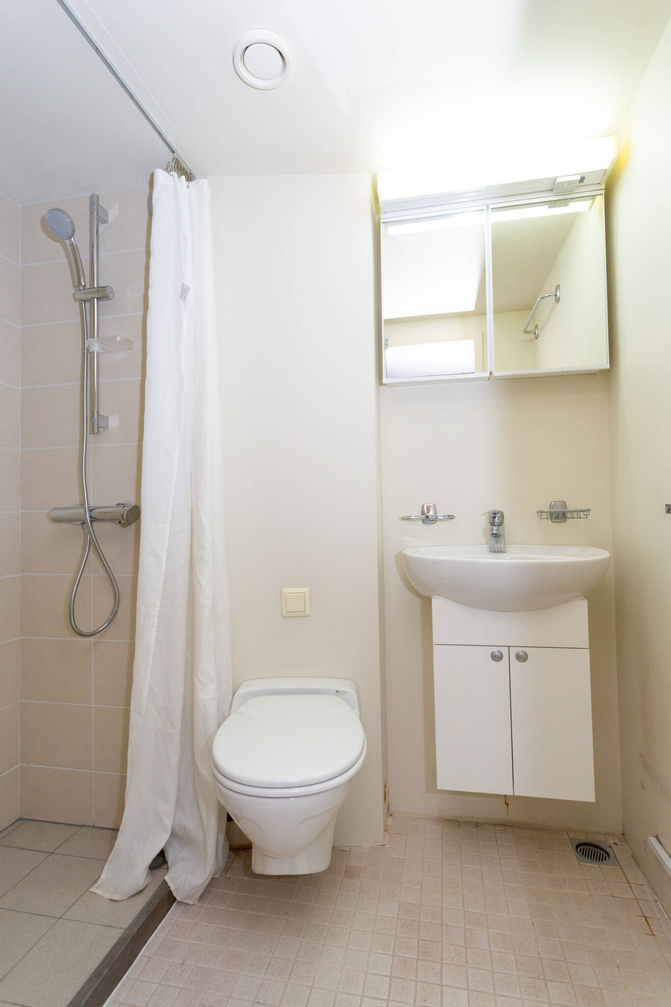 Student Cabins - Standard | Semester at Sea